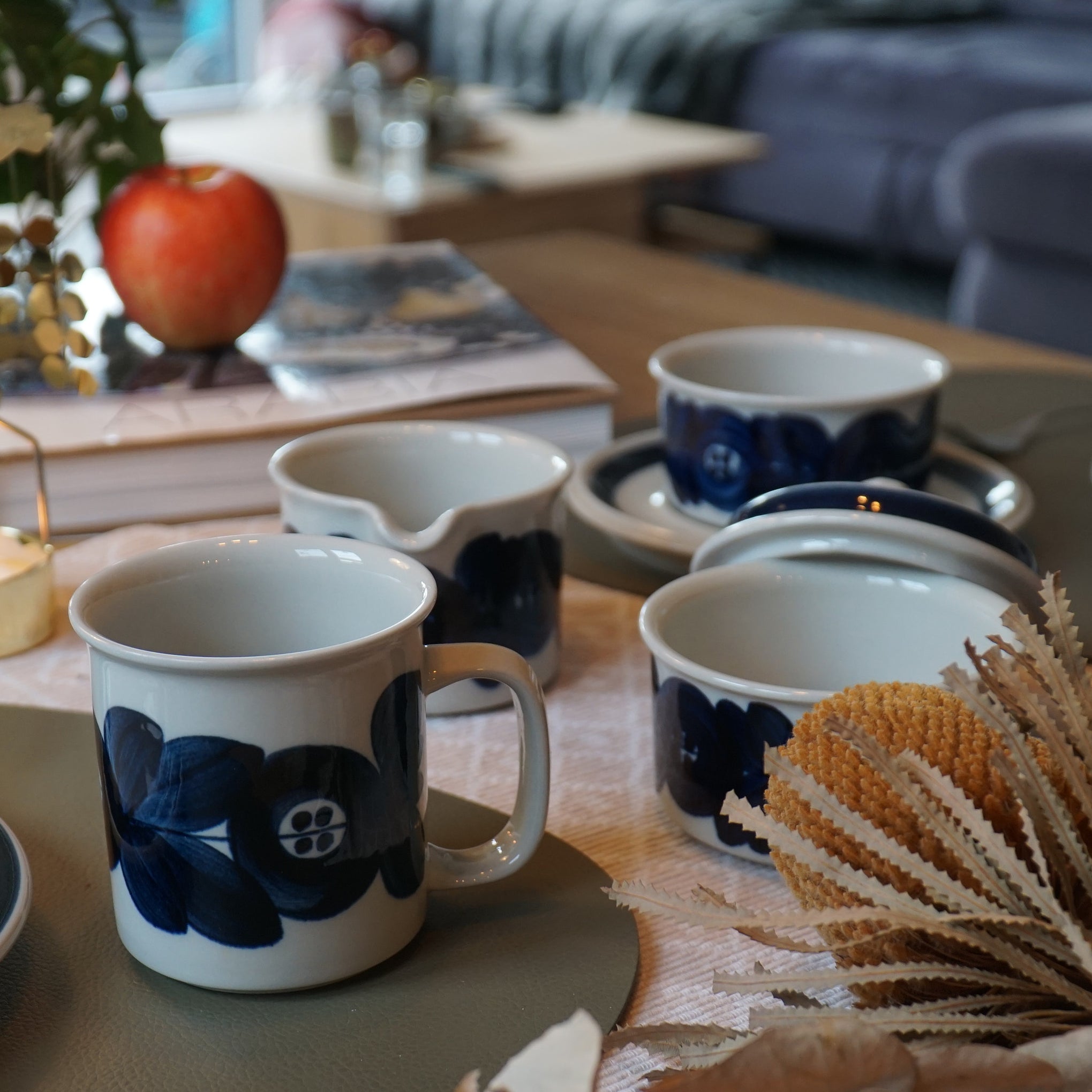 Vintage Arabia Kosmos Dishes & Dinnerware - nordajyo