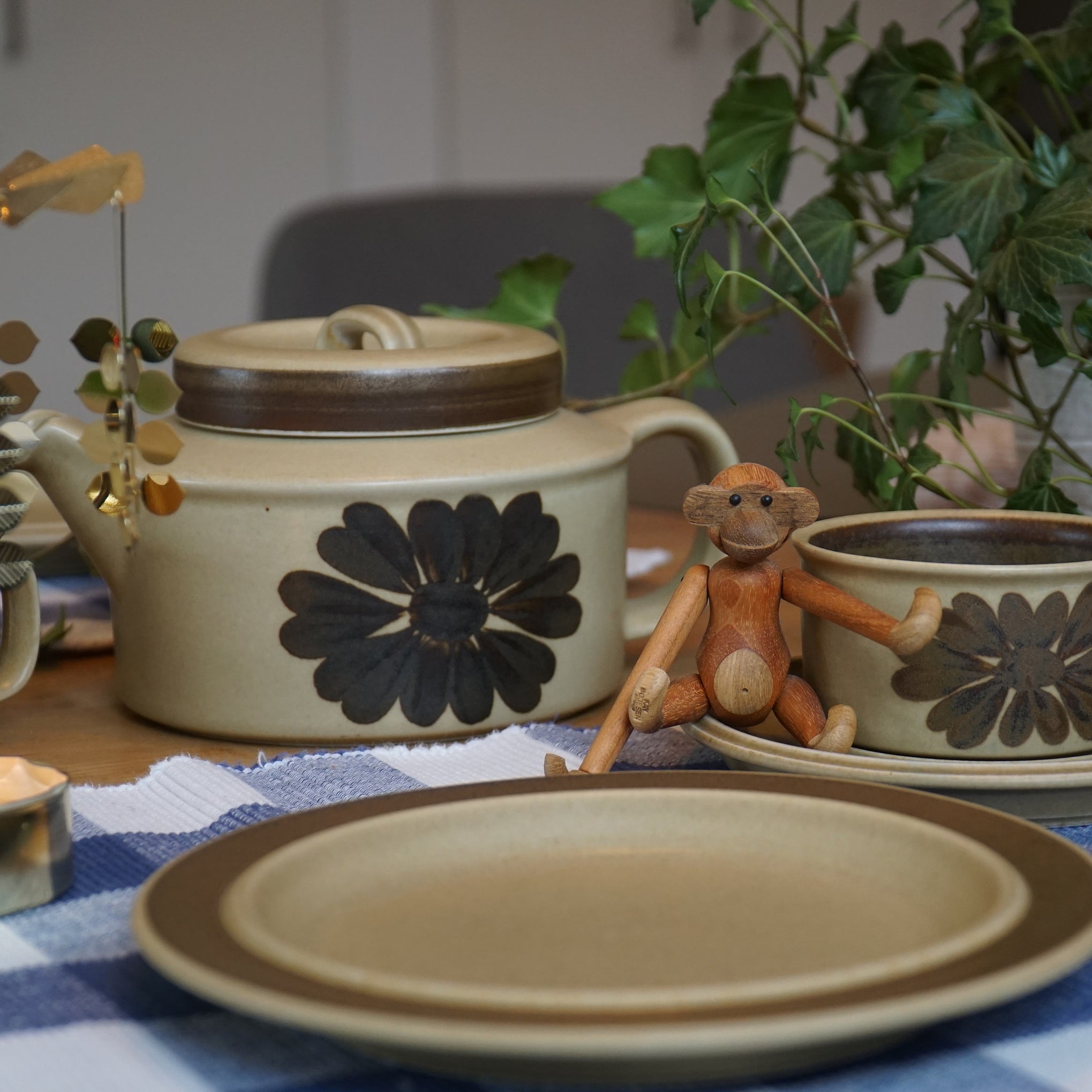 Vintage Arabia Kosmos Dishes & Dinnerware - nordajyo